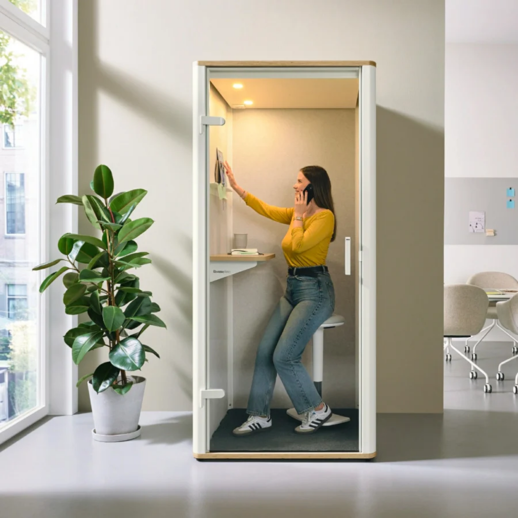 Telefonboxen und Telefon­kabinen für Büro & Büro­ausstattung